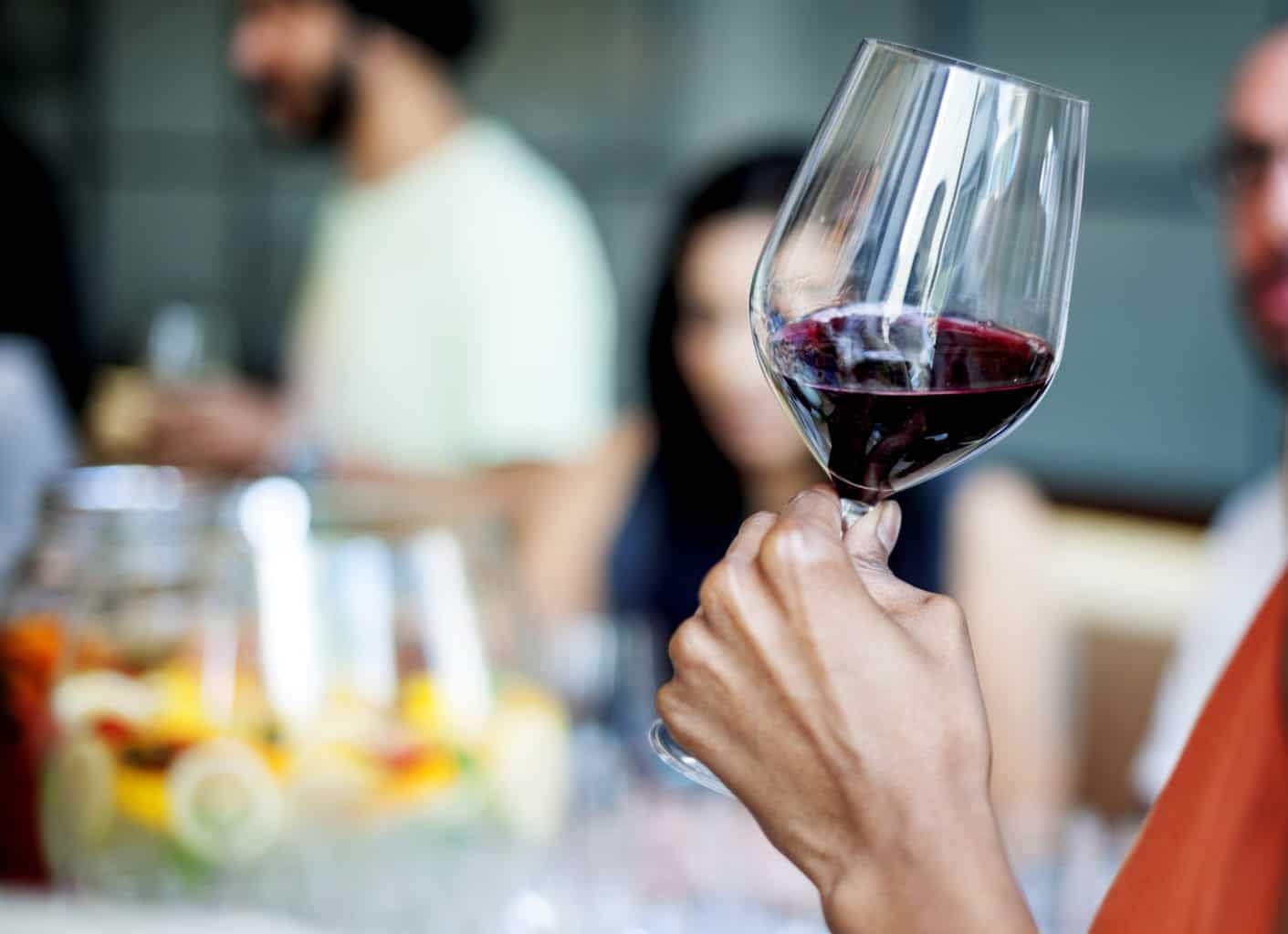 Best Sommelier Courses Compared (Cost, Duration & Exam Focus)